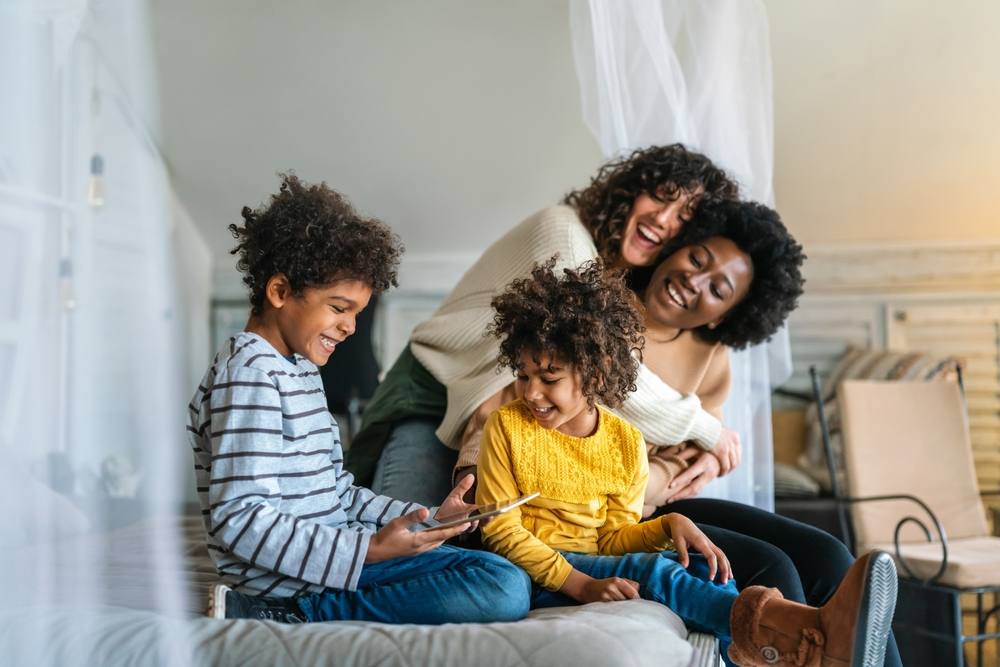 Lesbian Family Therapist: Issues They Address And Approaches